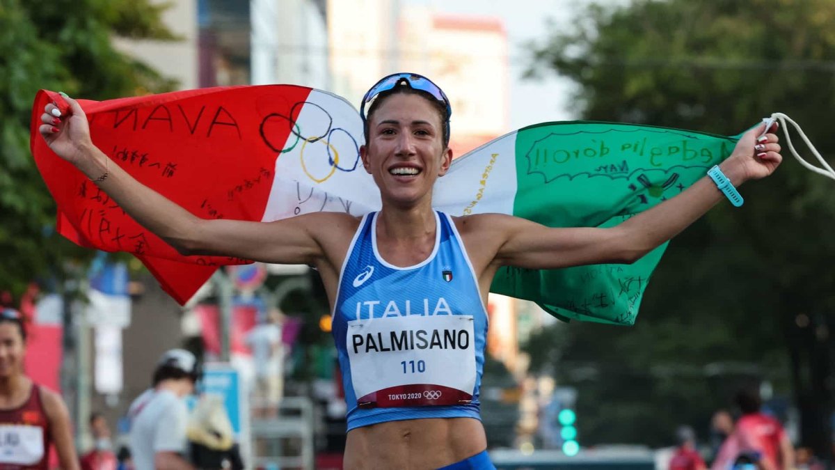 Italy’s Antonella Palmisano Takes Gold With Decisive 20km Walk Victory ...