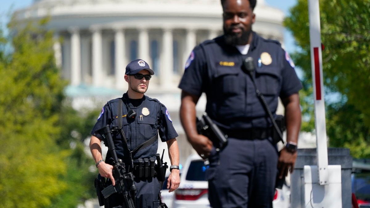 DC Bomb Threat Investigation Underway Near US Capitol – NBC Chicago