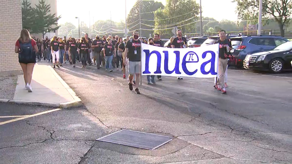 Naperville District 203, Teachers Reach Agreement to Avert Possible ...