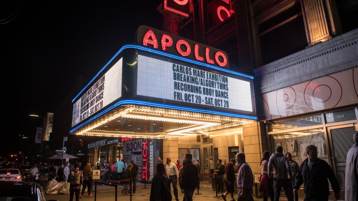 Soul Train Awards Headed to Legendary Apollo Theater – NBC Chicago
