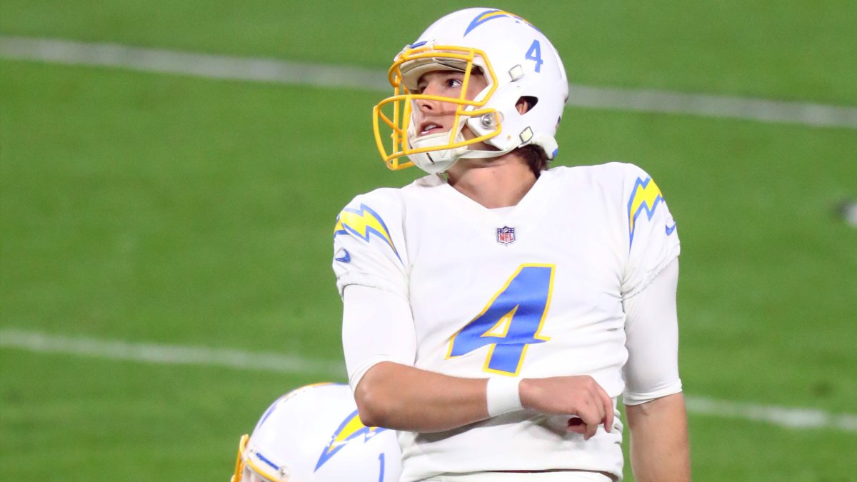 Bears Sign Kicker Michael Badgley, Cairo Santos Questionable Week 4 ...