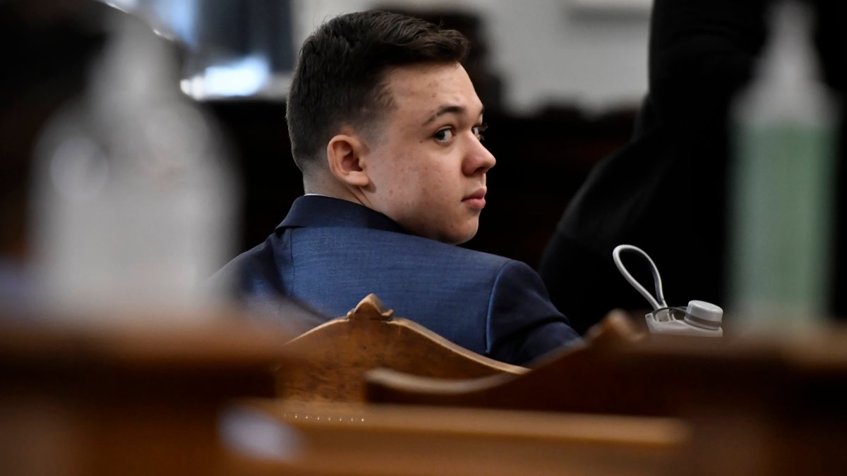 Kyle Rittenhouse Reaction Pours in on Social Media – NBC Chicago