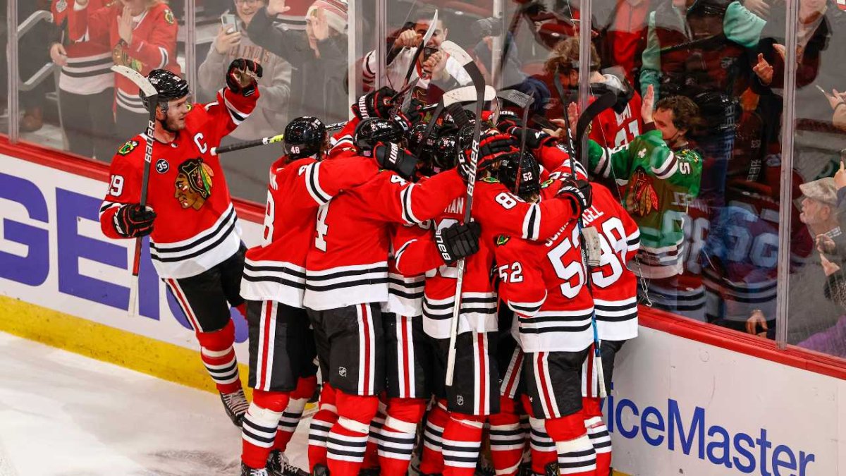 Patience Pays Off as Blackhawks Grind Out Overtime Win Against Blues ...