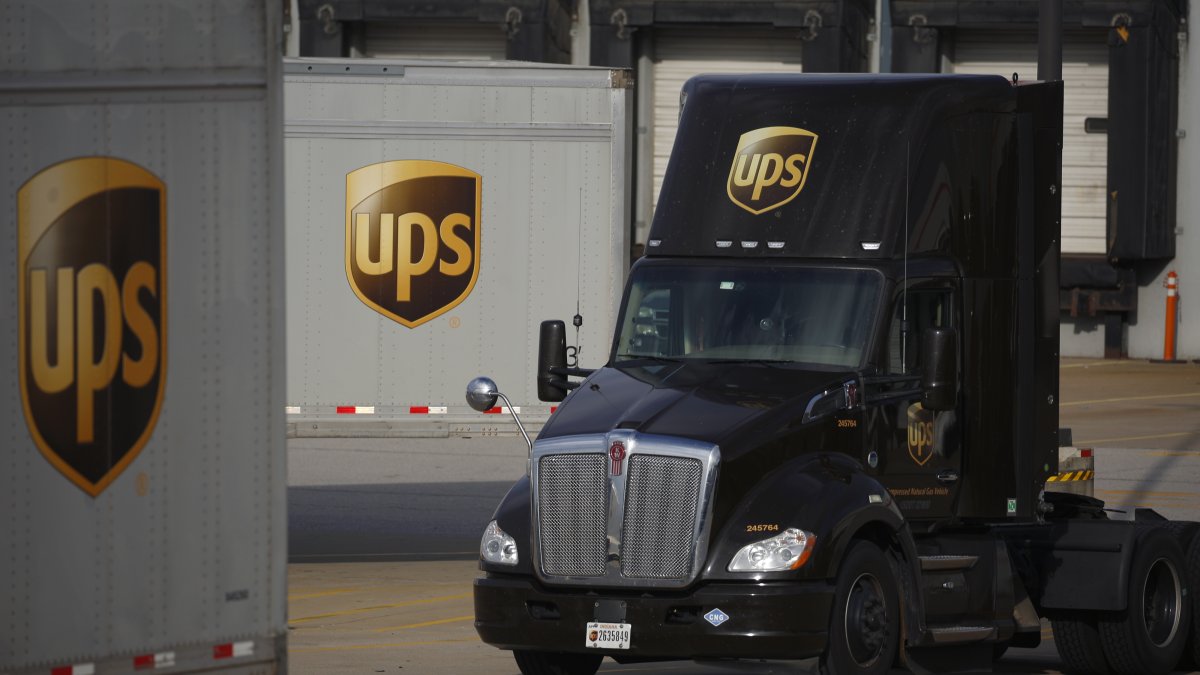 UPS Driver Kidnapped, Packages Stolen in Brazen Atlanta Heist – NBC Chicago