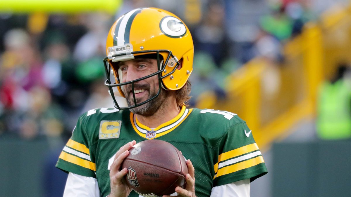 Fans Enjoy Aaron Rodgers DoppelgäNger Spotted at Bears-Packers Game ...
