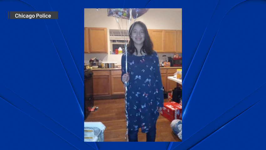 Chicago Police Searching for Missing Teen Girl Last Seen in Woodlawn ...