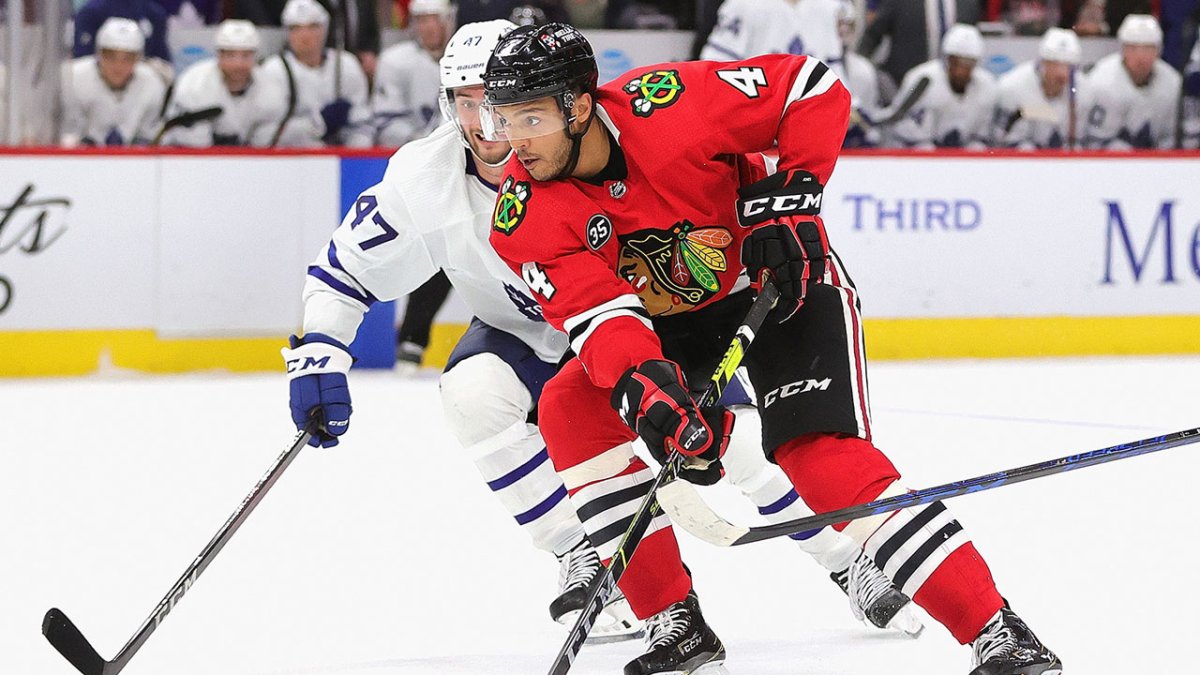 Blackhawks’ Caleb and Seth Jones Get Rare Chance to Play for Father ...
