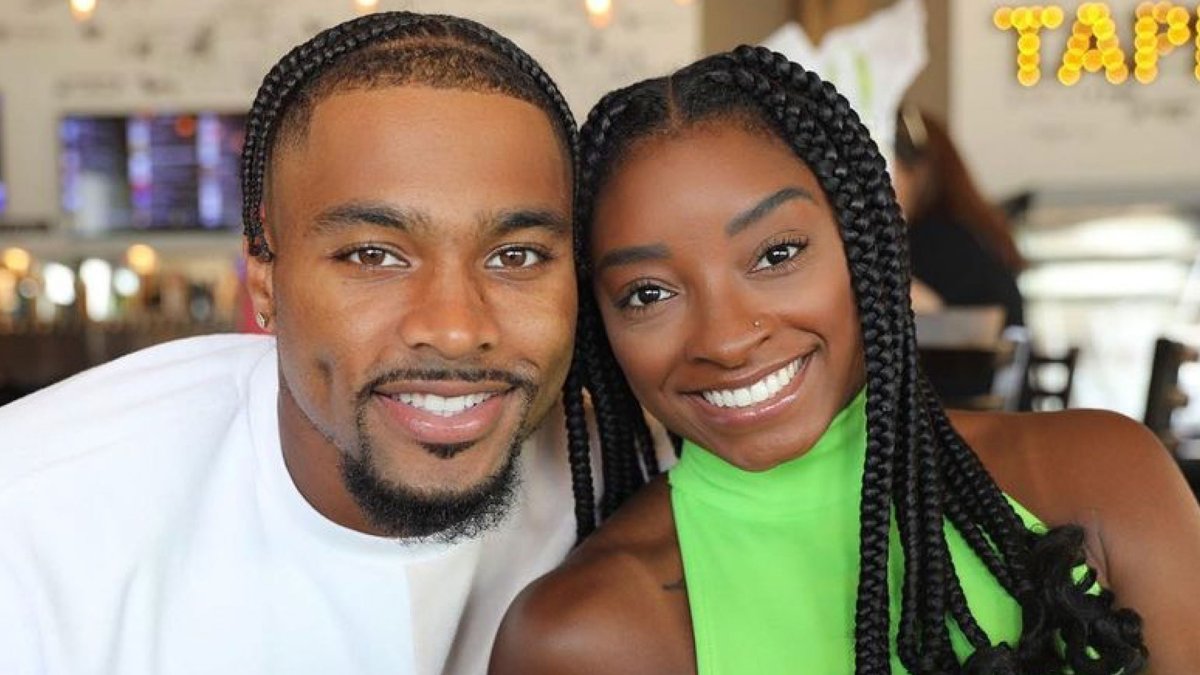 Simone Biles ‘super excited’ to have Bears’ Jonathan Owens at Paris ...