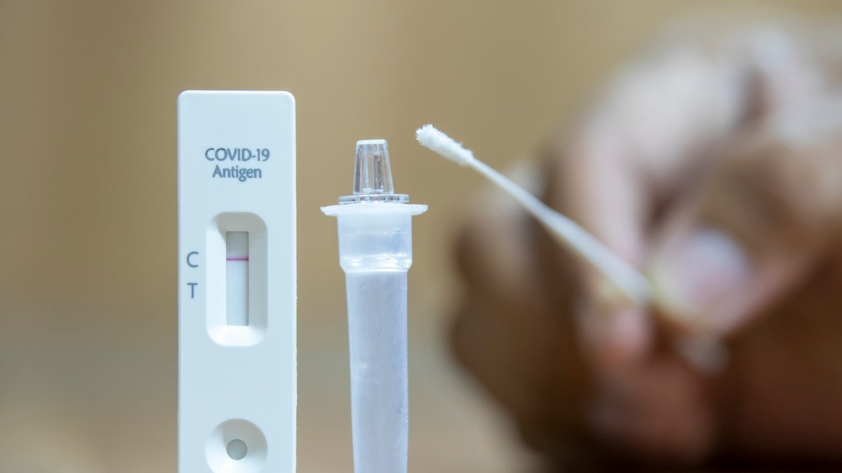 Abbott Labs to Provide 350K COVID Tests to CPS, Pritzker Announces ...