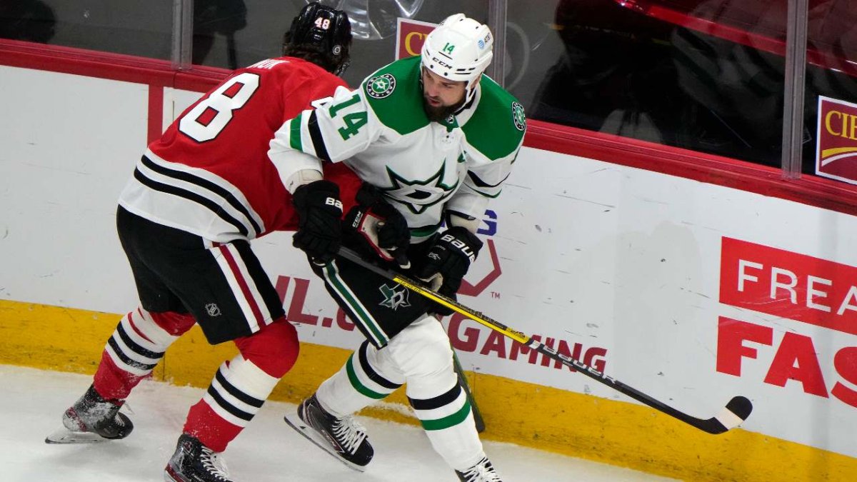 Stars’ Jamie Benn Fined for Spraying Water at Blackhawks Player – NBC ...