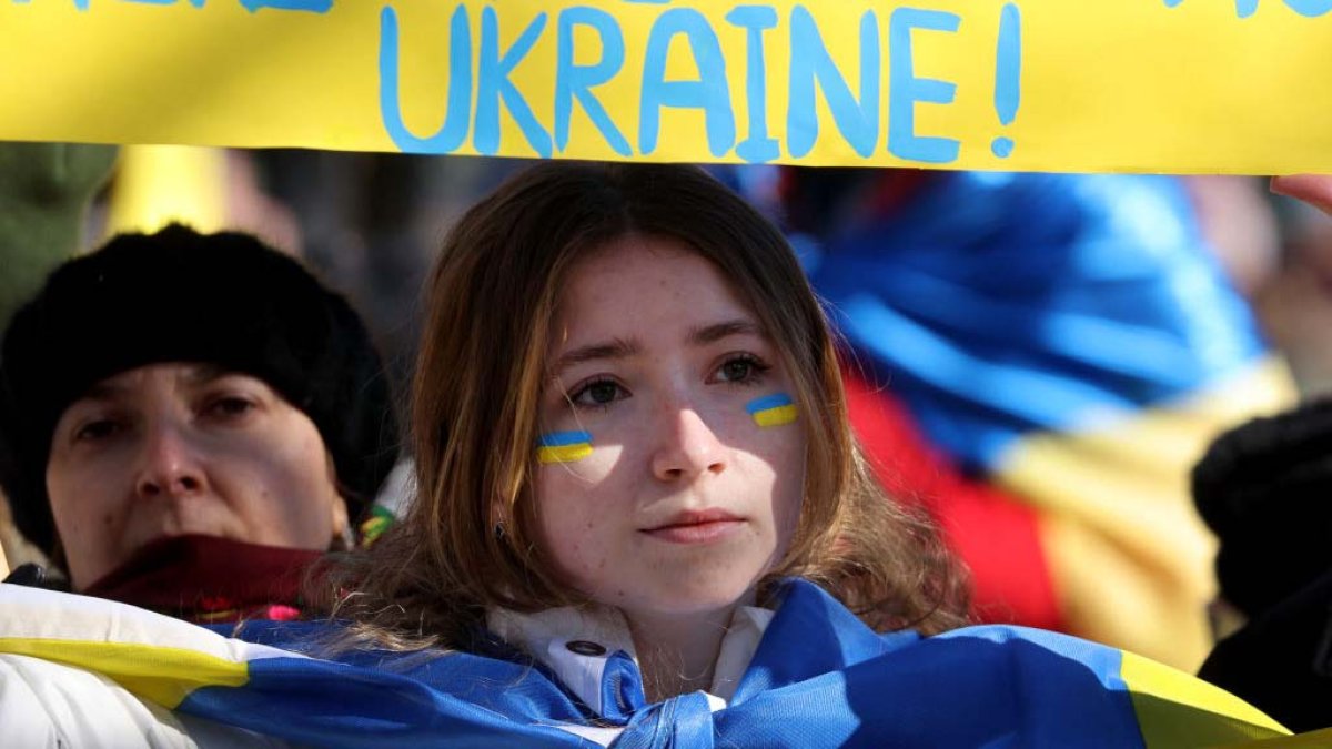 Here’s How to Donate, Help Ukraine During Russian Attacks – NBC Chicago