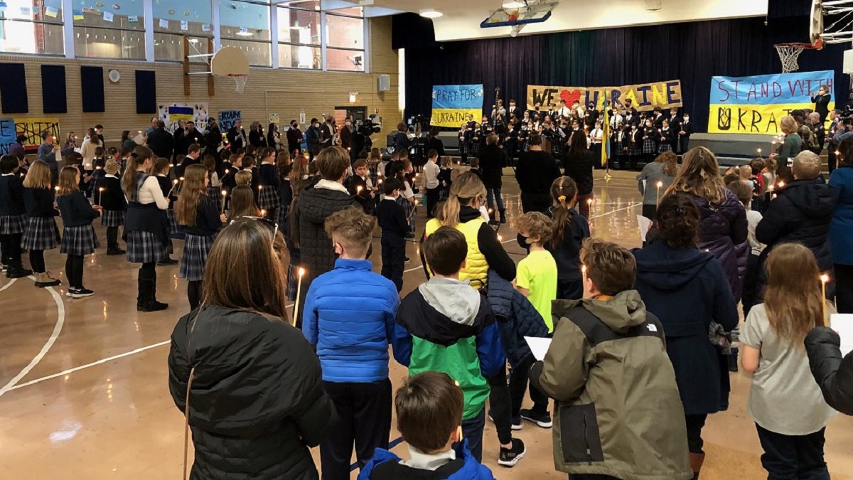 Vigil Led By Chicago Children in Support of Ukraine – NBC Chicago