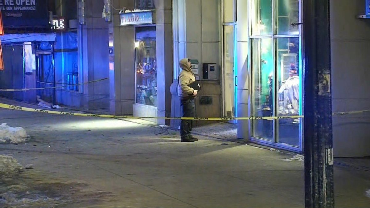 Man Shot Outside Loop Hotel, Chicago Police Say – NBC Chicago