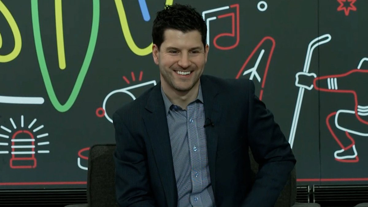 How Blackhawks GM Kyle Davidson Plans to Approach NHL Trade Deadline ...