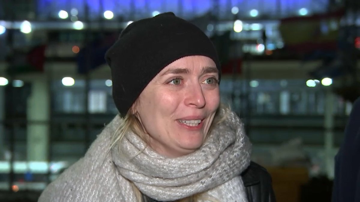 Days After Wedding, Chicago Woman to Set Off For Europe and Join ...