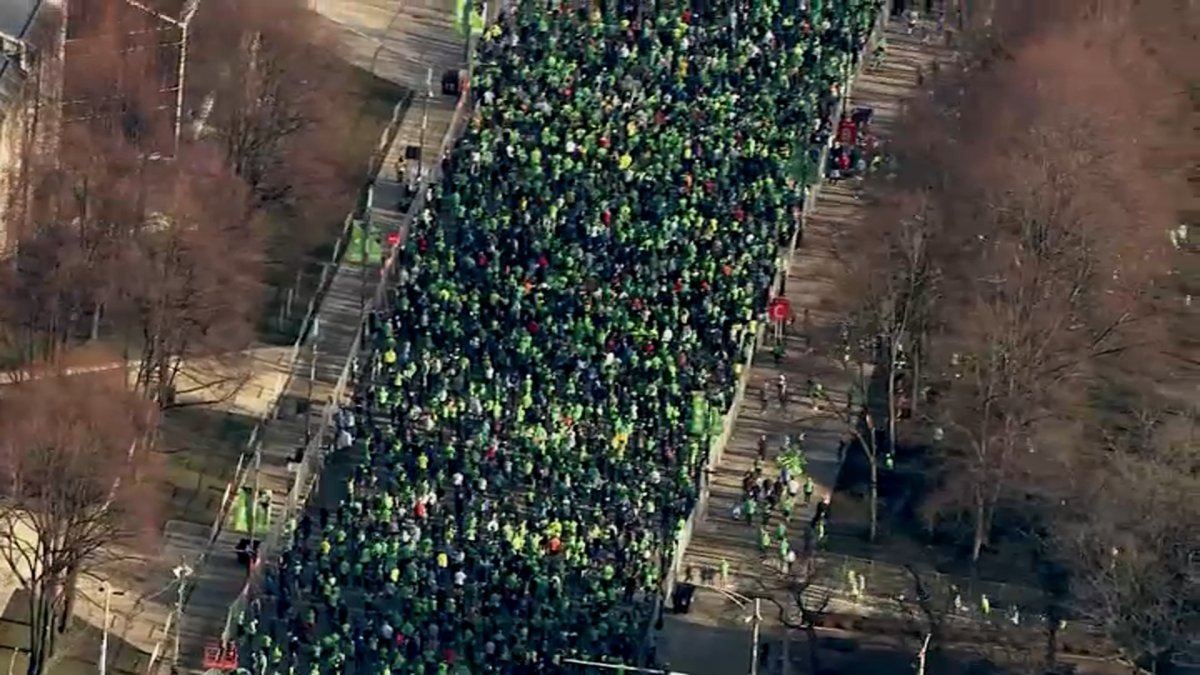 Bank of America Shamrock Shuffle Returns After 2 Years of COVID ...