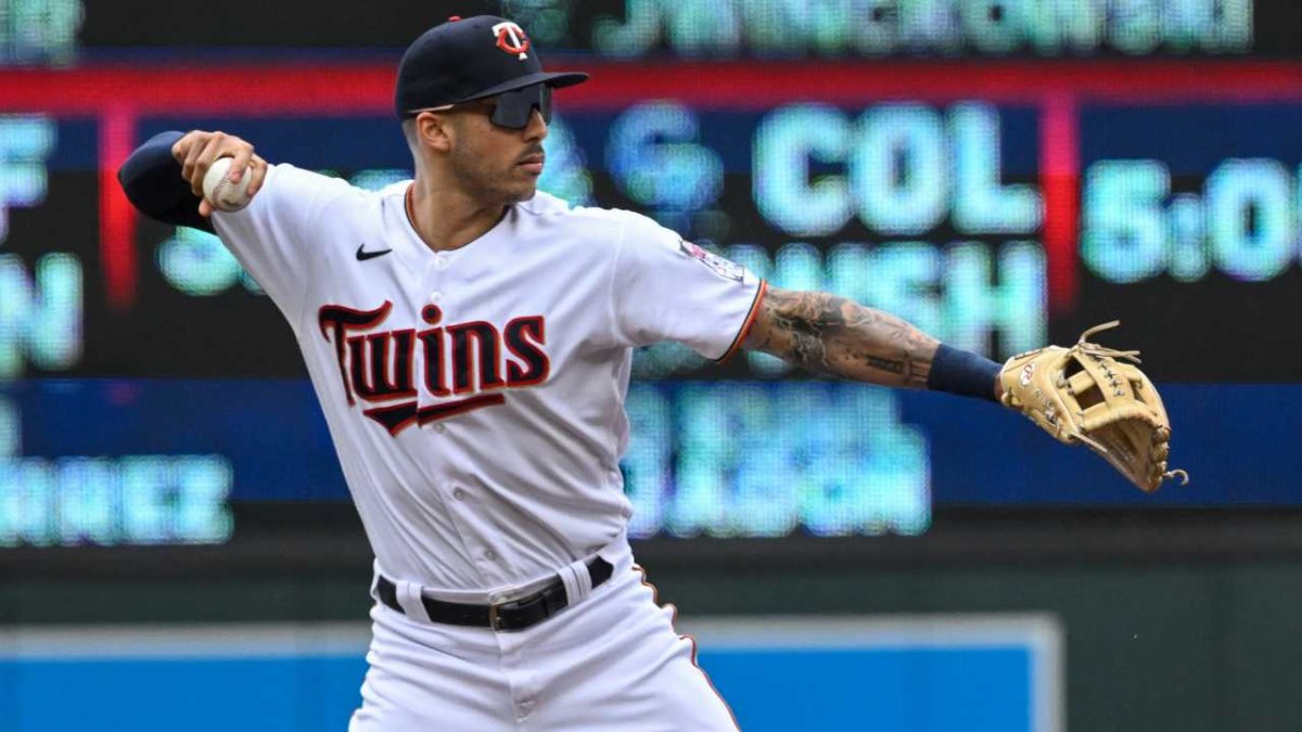 GM ‘Guarantees' Cubs Sign One of Three Premier FAs, Per Bob Nightengale ...