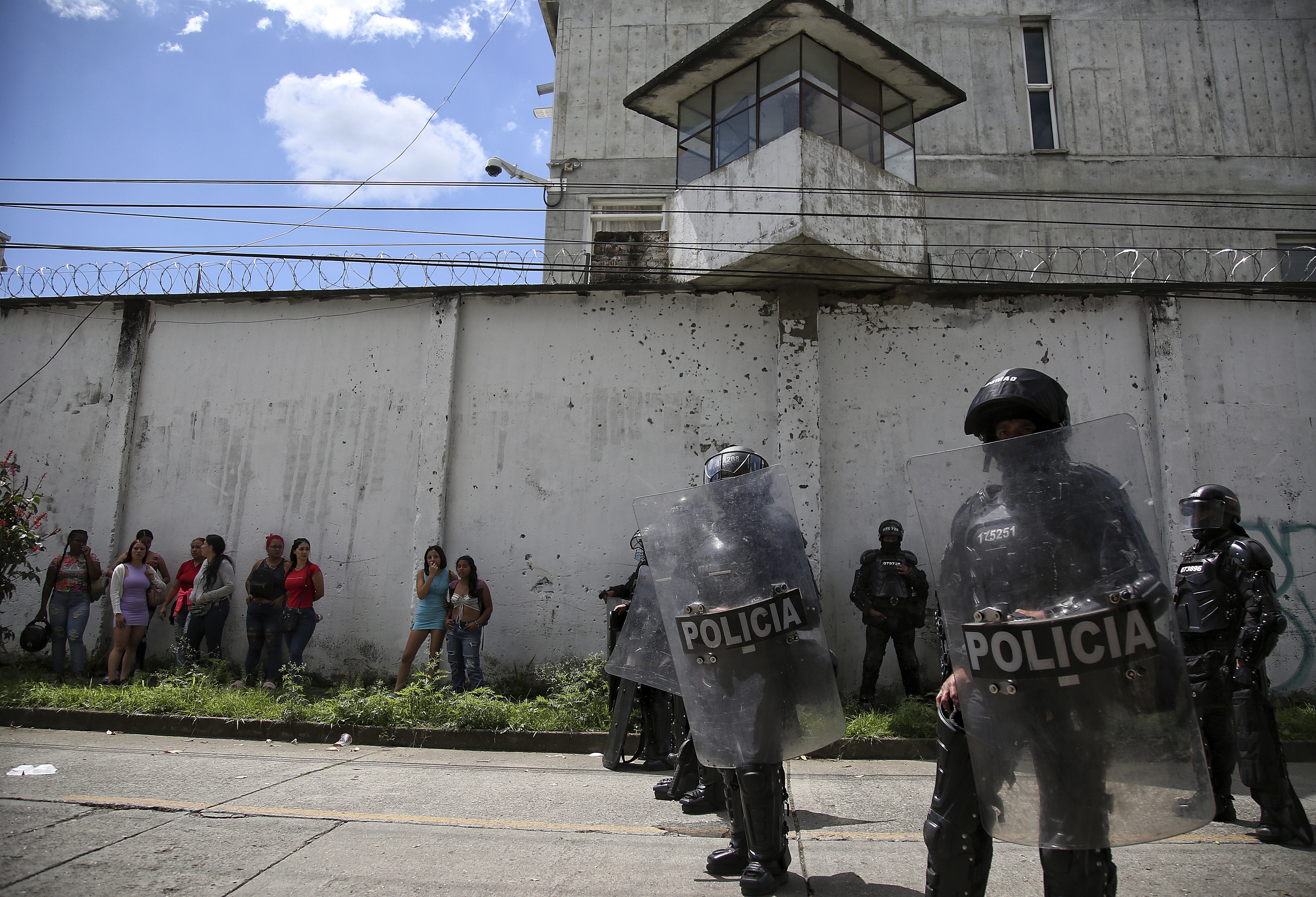 Fire Kills 51 After Apparent Riot Attempt at Colombia Prison – NBC Chicago
