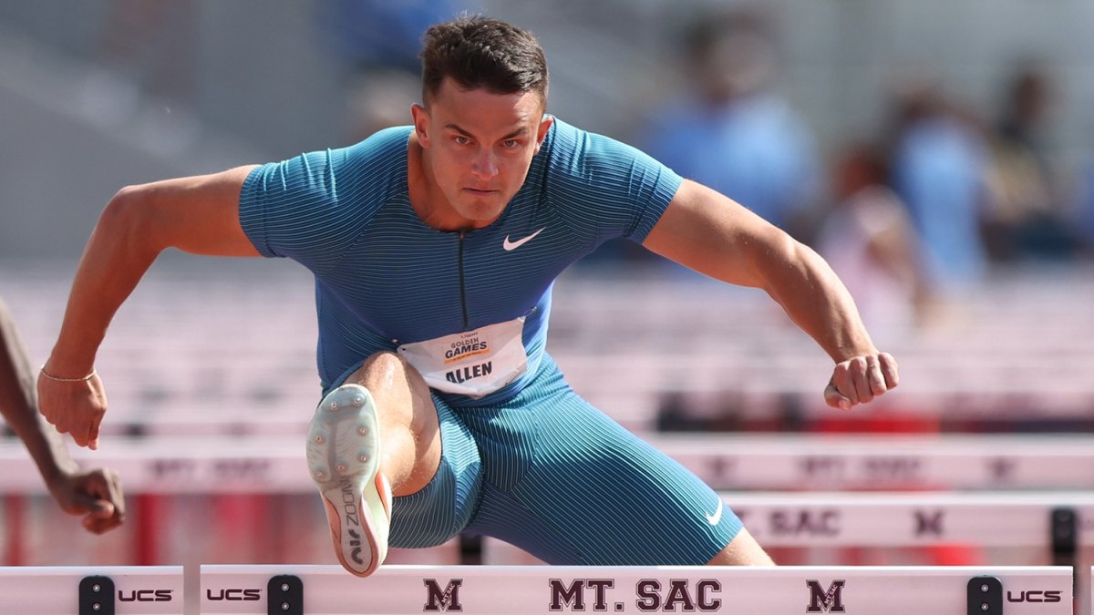 Philadelphia Eagles Receiver Devon Allen Runs 3rd-Fastest 110m Hurdles ...