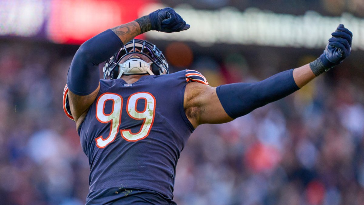 Bears DE Trevis Gipson working to rewrite story after down 2022 season – NBC Chicago