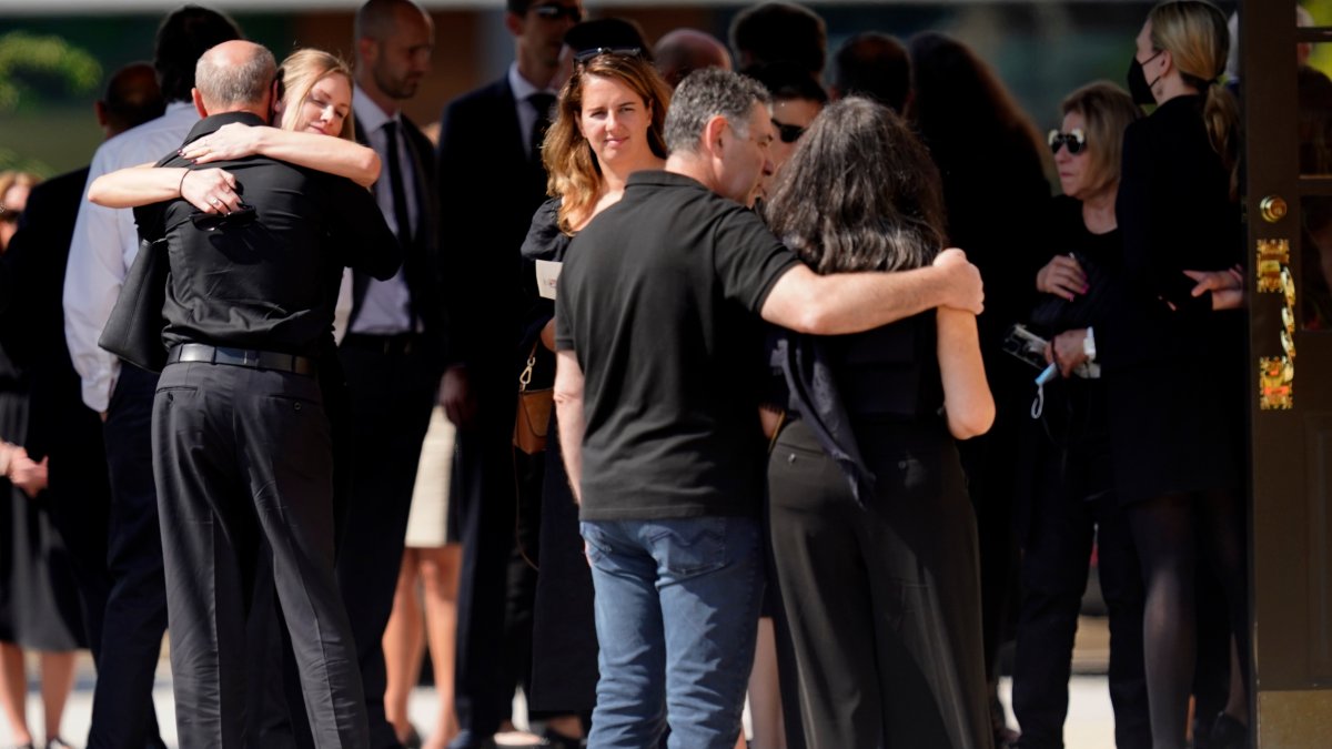 Highland Park Parade Funerals Conclude With Tribute to Slain Dad – NBC ...