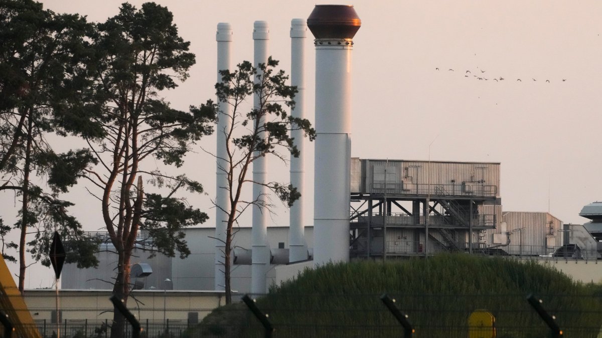 Major Pipeline From Russia to Europe Restarts, But Not Near Full ...