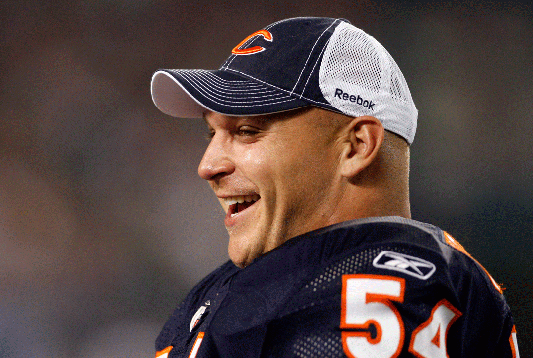 Former Bears Hall of Famer Brian Urlacher Gives Honest Opinion on Jay ...