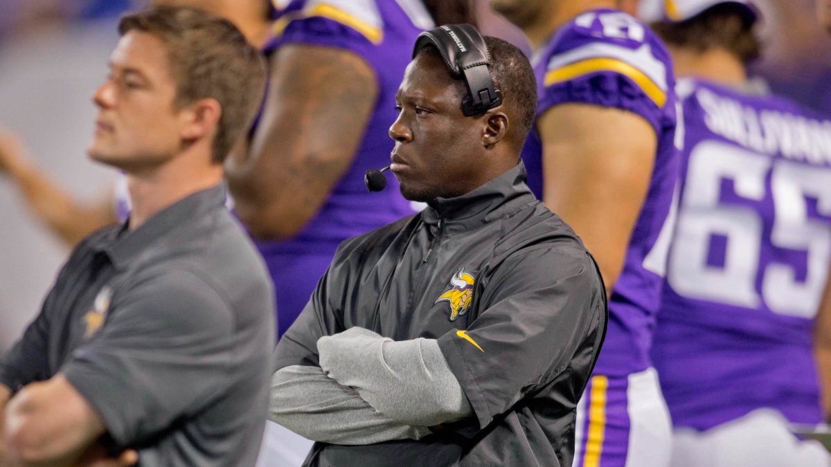 How Bears DC Alan Williams’ Chill Vibes Help Him Coach – NBC Chicago