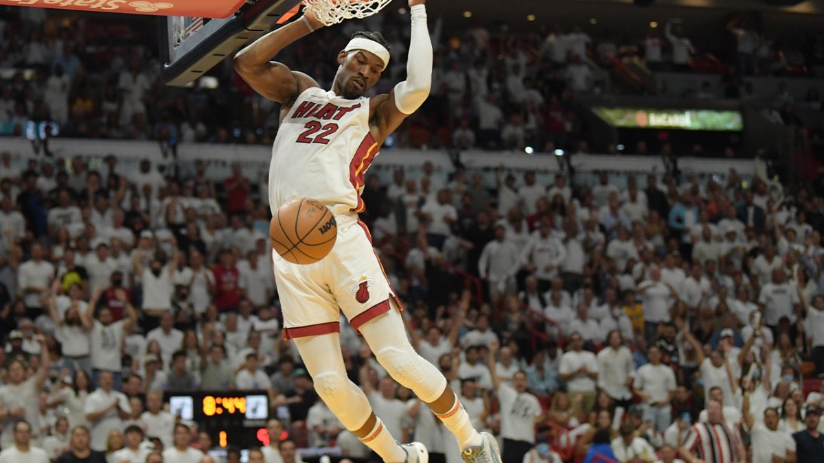 Former Bulls Guard Jimmy Butler Shows Off New, Exuberant Hairstyle ...