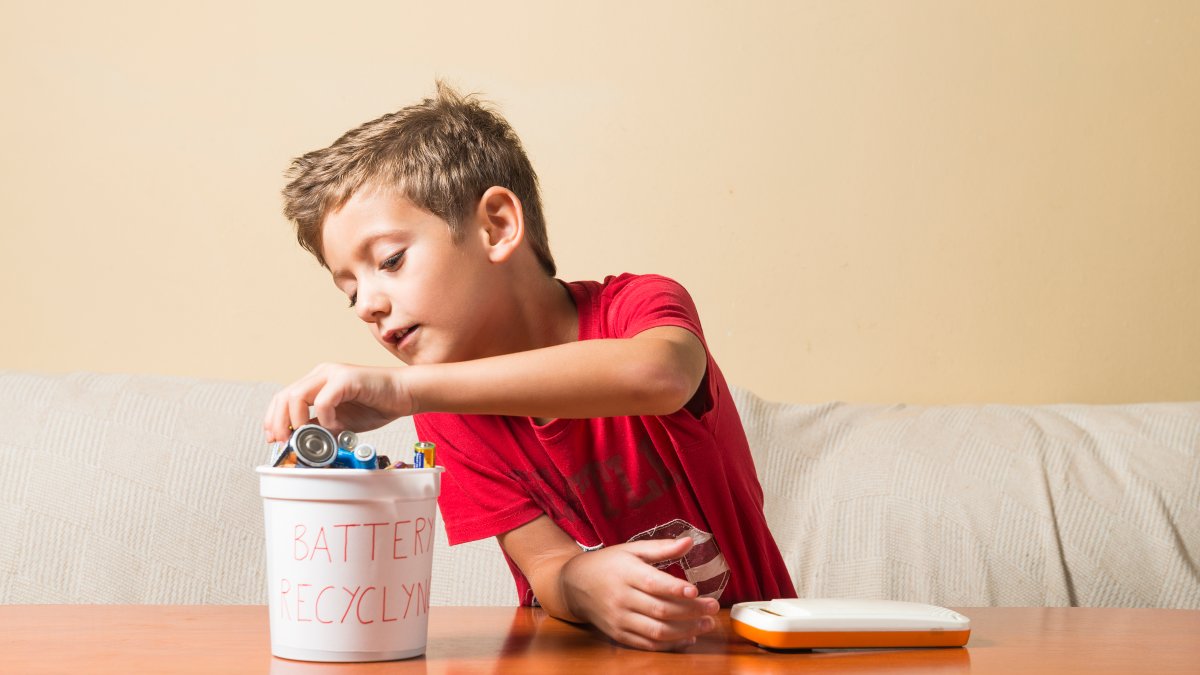 Doctors are Seeing More ER Visits From Kids who Have Swallowed Button ...