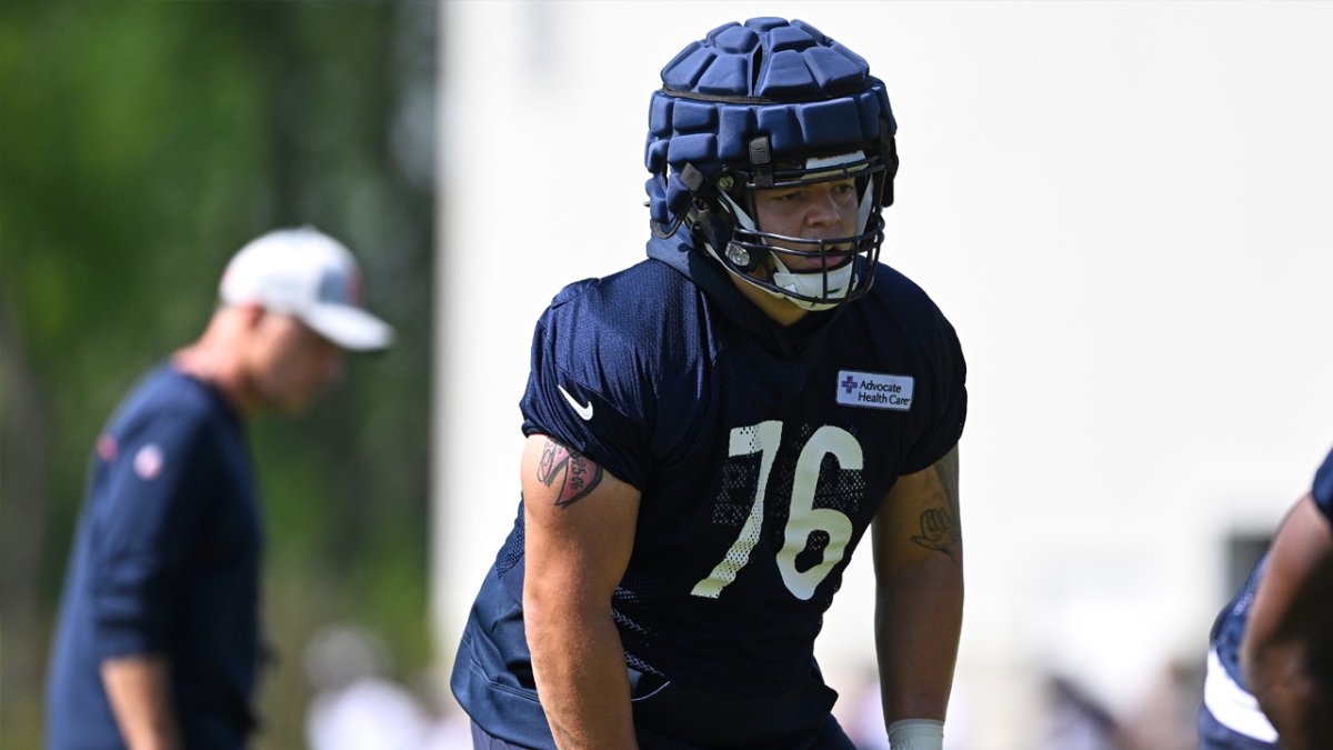 Why Bears Are Giving Teven Jenkins Reps at Right Guard in Practice ...