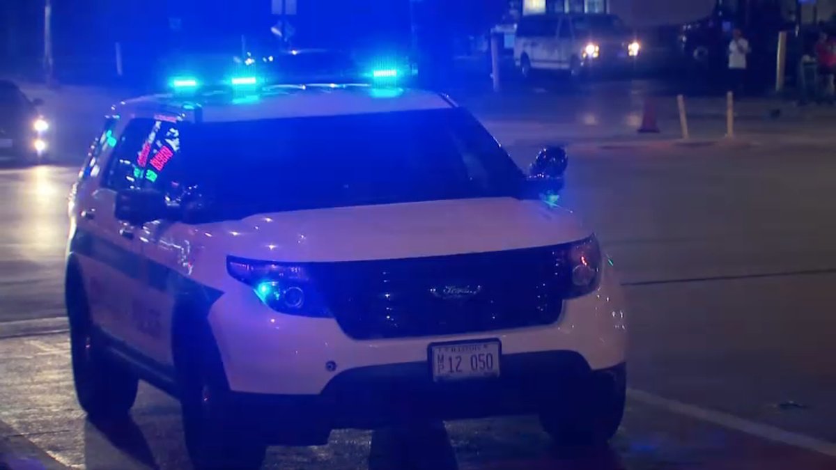 Chicago Violence: At Least 5 Killed, 21 Injured in Weekend Shootings ...