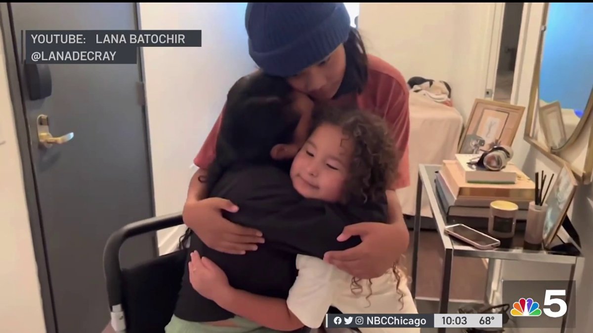 Woman Who Lost Her Feet in ‘Playpen’ Boat Accident Home From Hospital ...