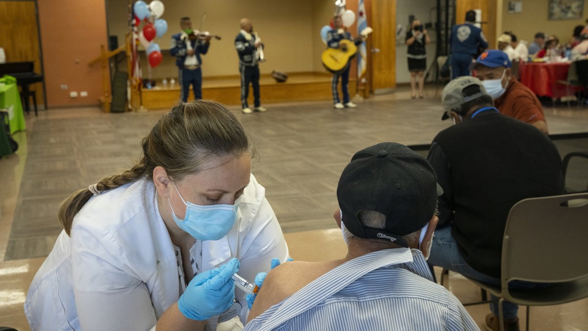 Illinois Coronavirus Updates: Change in State COVID Guidelines Take ...