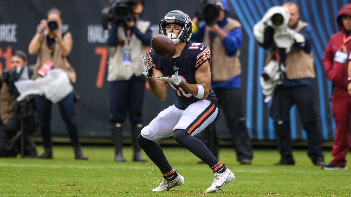 How Justin Fields, Dante Pettis 51-Yard TD Turned Tide in Bears Win ...