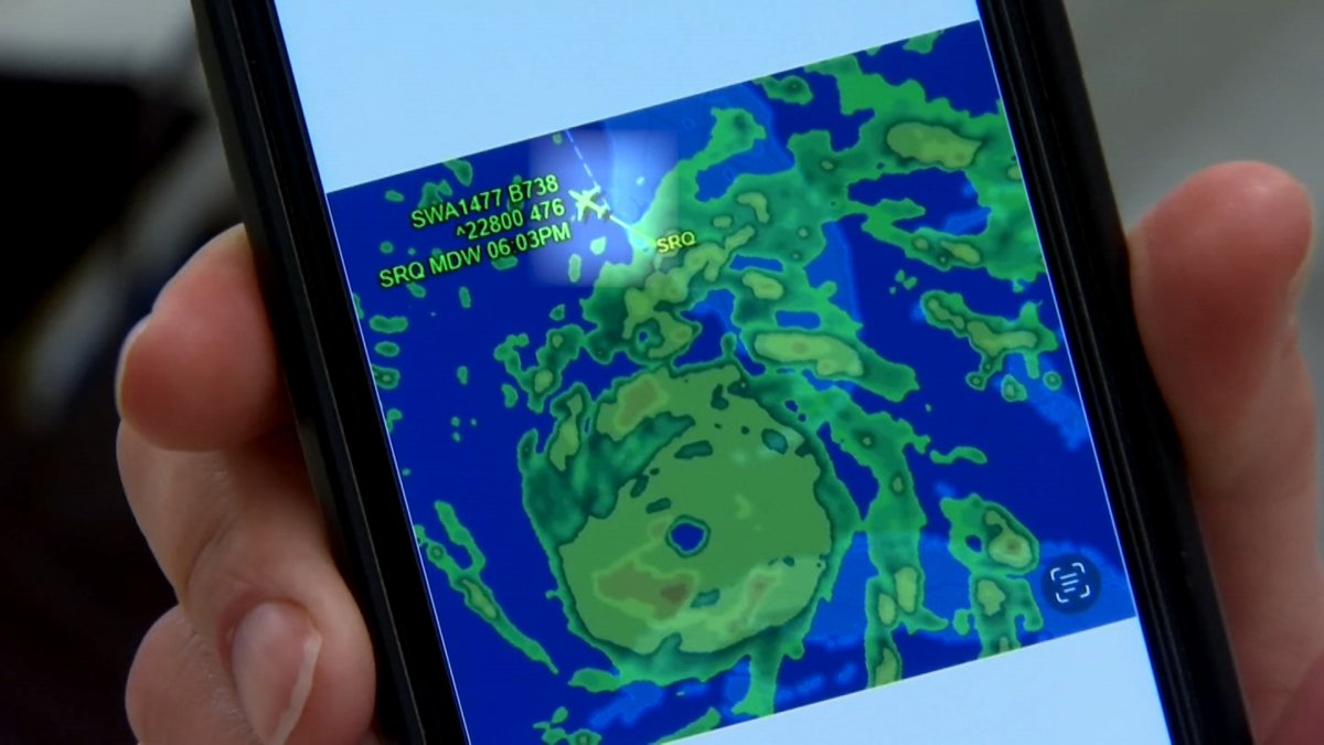 Hurricane Ian Draws Closer to Florida, With Some Residents Escaping to ...