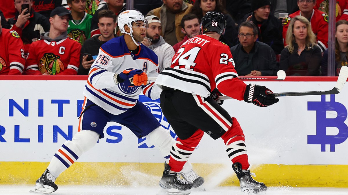 10 Observations: Blackhawks Lose to Oilers in Heartbreaking Fashion ...