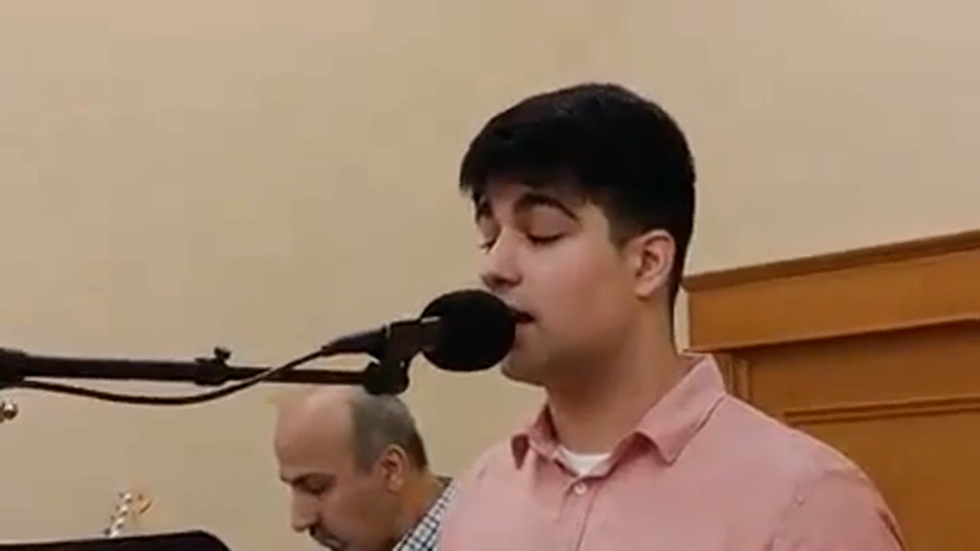 Teen Was Singing Solo When He Collapsed, Died at Naperville Choir Event ...