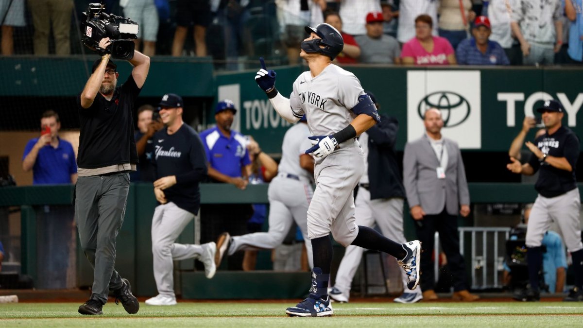 Aaron Judge Hits 62nd Home Run to Set Single-Season AL Record – NBC Chicago