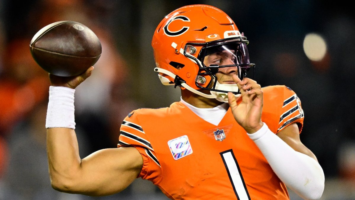 ESPN Analyst on Justin Fields: ‘You Can’t Do Things Without Help’ – NBC ...