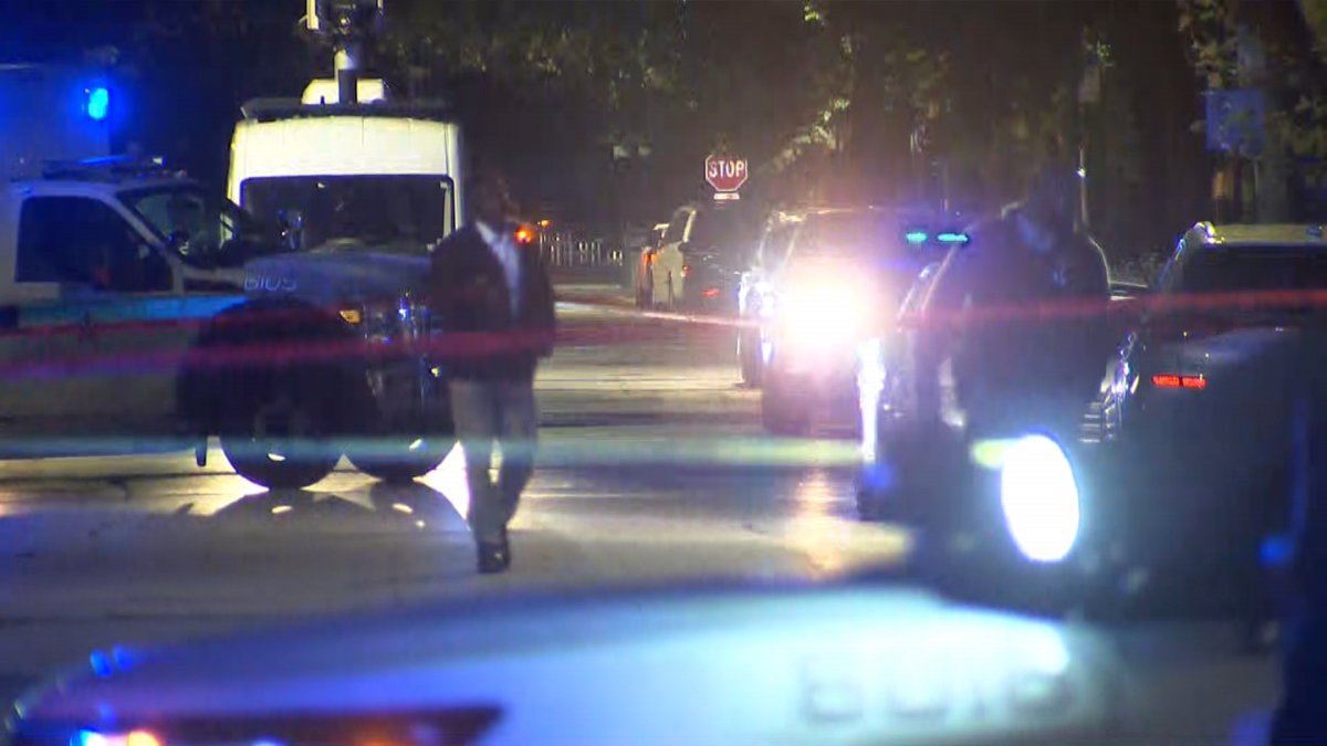 Man Shot, Killed in Confrontation With Chicago Police in Old Town – NBC ...