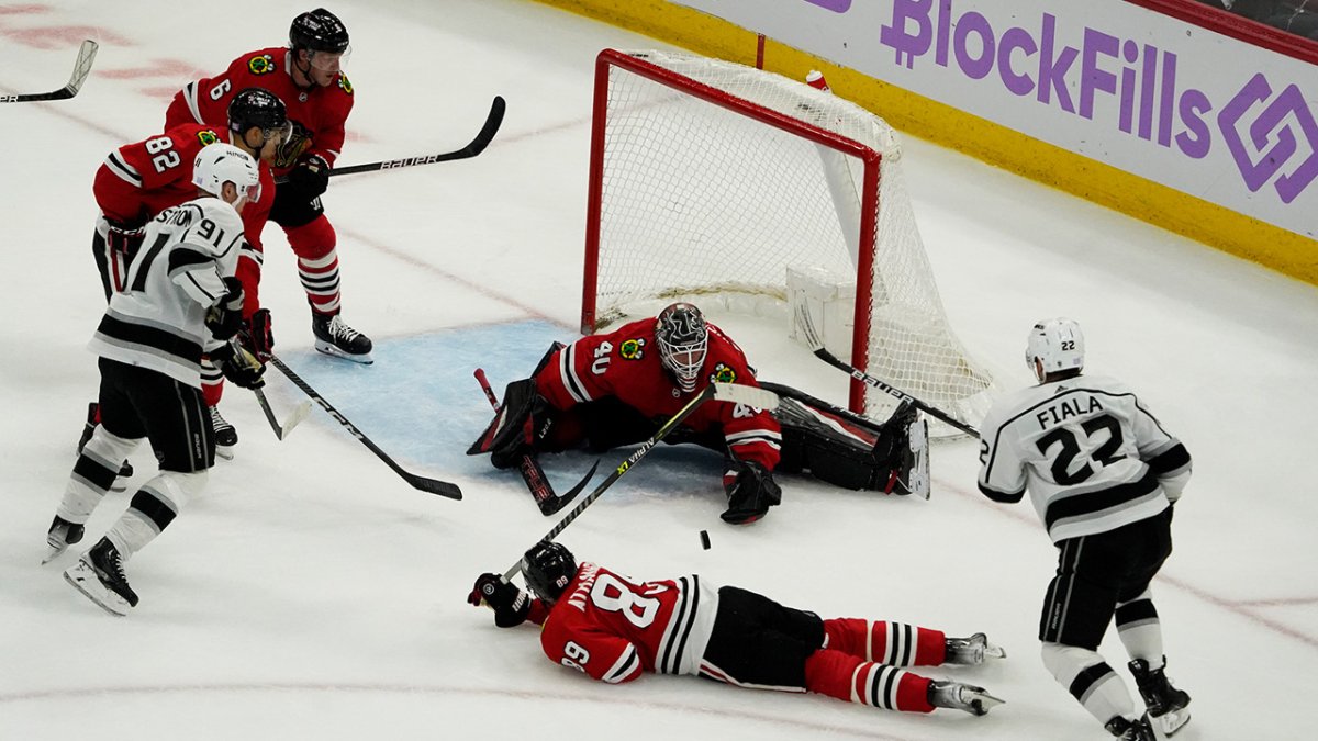 Arvid Soderblom Has the Tools to Be Blackhawks' Goalie of Future - TrendRadars