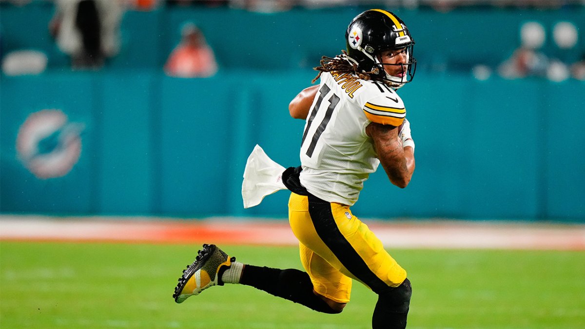 Report: Bears’ Chase Claypool Was a ‘Distraction’ in Pittsburgh – NBC ...