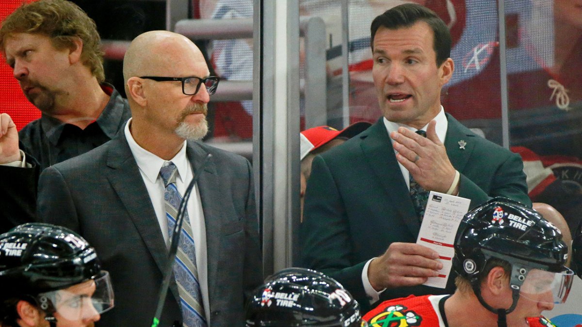Blackhawks Happy Derek King Is Still in Fold: ‘We Love Him’ – NBC Chicago