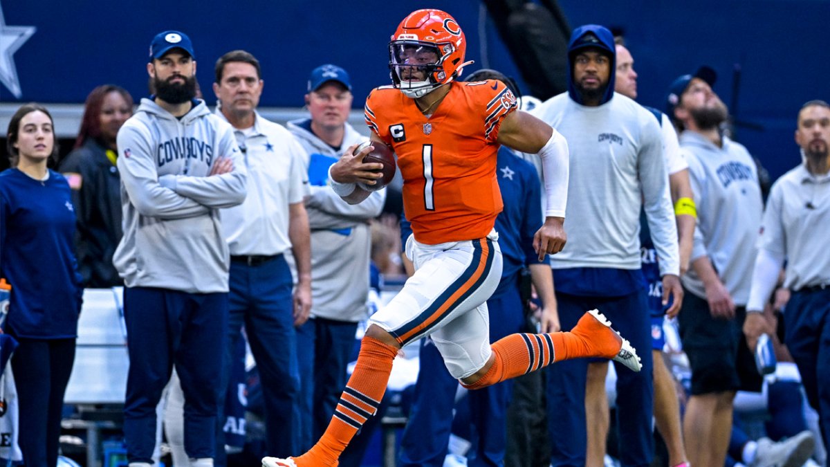 Jaylon Johnson Is ‘Believer’ That Justin Fields Is Bears’ Franchise QB ...