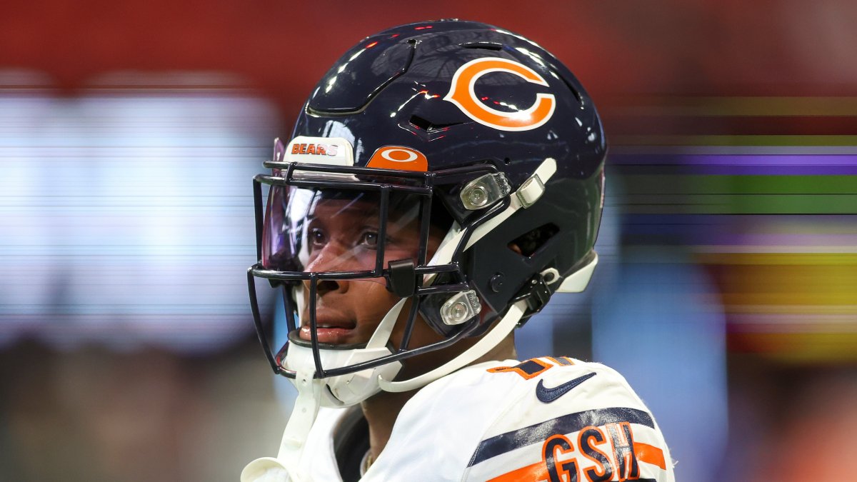 Darnell Mooney Reacts to Bears Drafting Darnell Wright on Twitter – NBC ... Darnell Mooney Reacts to Bears Drafting Darnell Wright on Twitter – NBC ...