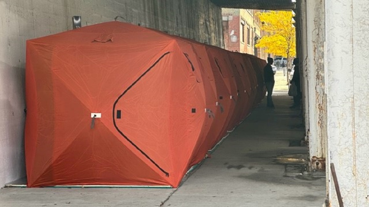West Loop Homeless Population on Edge as City Threatens to Discard ...