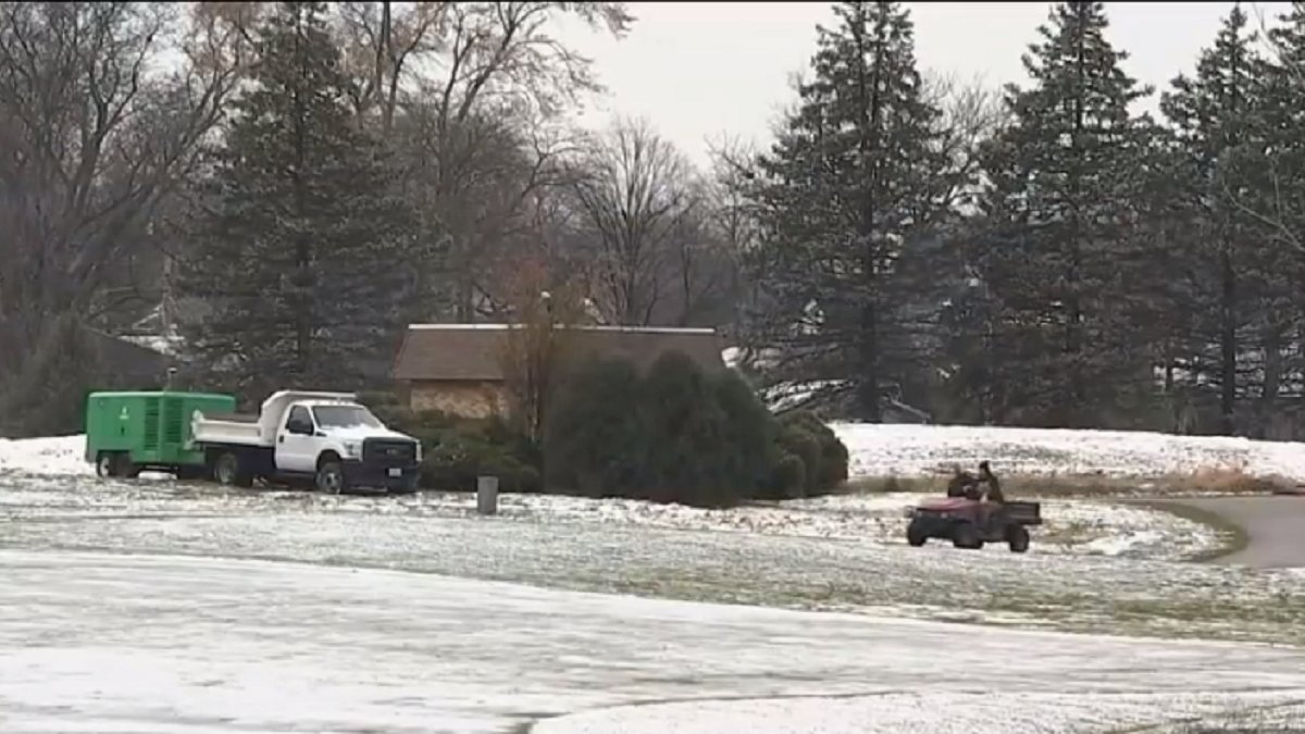 Northern Suburbs Take in Season’s First Snowfall – NBC Chicago