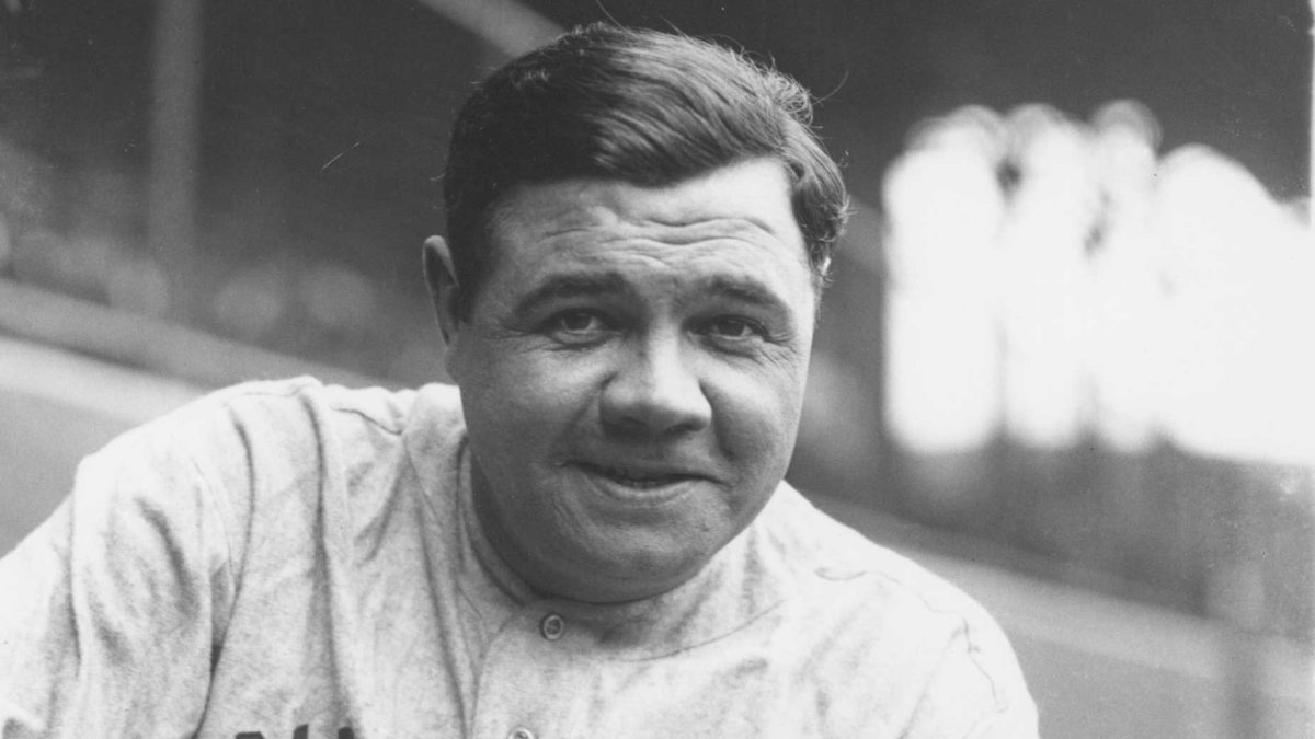 Babe Ruth Glove Sells for Over $1.5 million at Auction – NBC Chicago