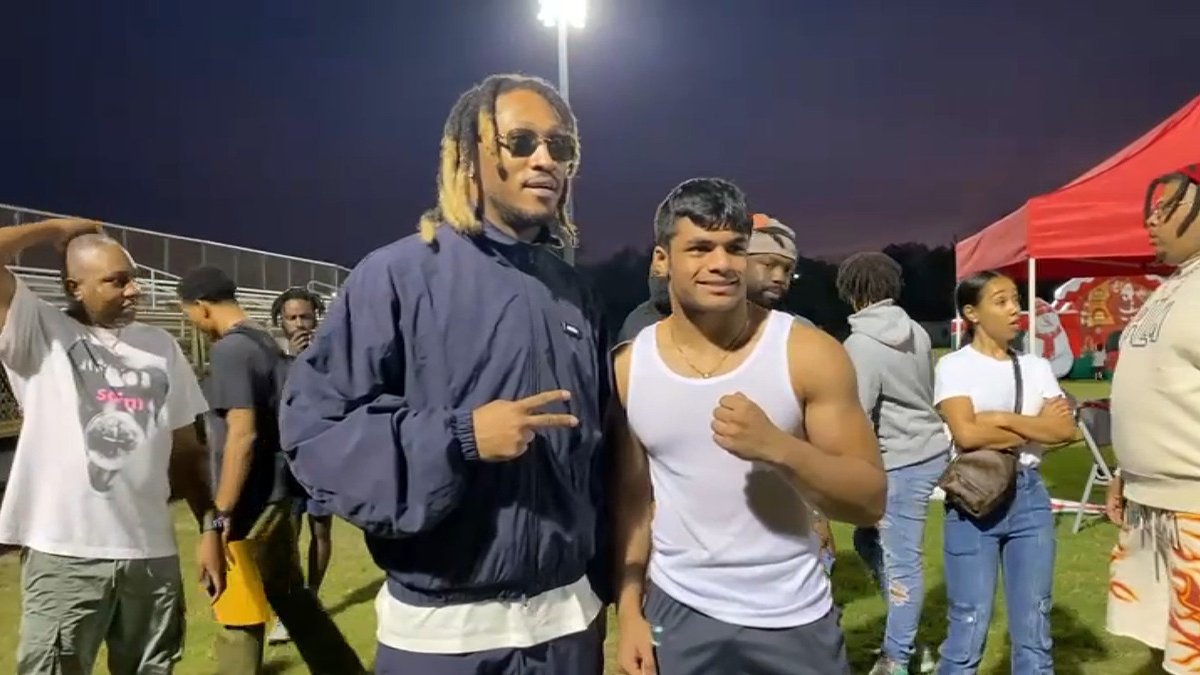 Rapper Future Surprises Families With Holiday Gift Giveaway in Little ...